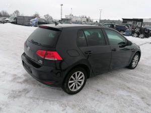 Black Volkswagen Golf 2015 in Marijampole, with an engine capacity of 1.60 L and mileage of 256 thousand km for 4450 €, photo 5 on AUTOMOTO.COM.LV