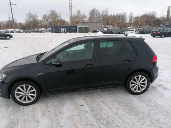 Melns Volkswagen Golf 2015 Marijampole, ar dzinēja tilpumu 1.60 L un nobraukumu 256 tūkst. km par 4450 €, foto 8 vietnē AUTOMOTO.COM.LV