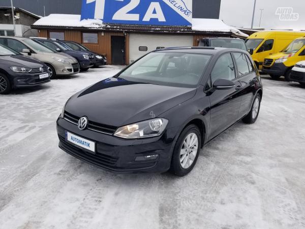 Black Volkswagen Golf 2015 in Kaunas, with an engine capacity of 1.60 L and mileage of 229 thousand km for 7999 €, photo 2 on AUTOMOTO.COM.LV
