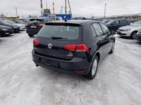 Black Volkswagen Golf 2015 in Kaunas, with an engine capacity of 1.60 L and mileage of 229 thousand km for 7999 €, photo 5 on AUTOMOTO.COM.LV