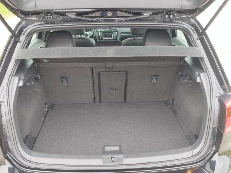 Black Volkswagen Golf 2015 in Siauliai, with an engine capacity of 1.98 L and mileage of 168 thousand km for 12000 €, photo 22 on AUTOMOTO.COM.LV