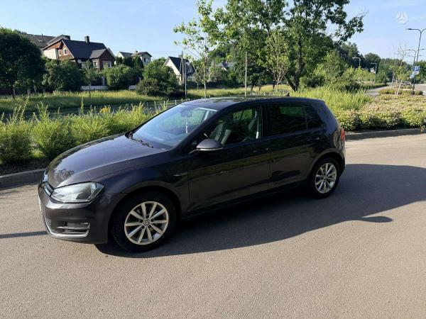 Black Volkswagen Golf 2015 in Vilnius, with an engine capacity of 1.60 L and mileage of 189 thousand km for 5300 €, photo 4 on AUTOMOTO.COM.LV