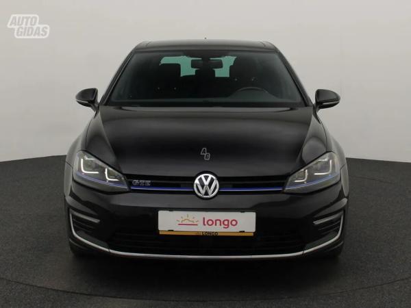 Black Volkswagen Golf 2015 in Vilnius, with an engine capacity of 1.40 L and mileage of 201 thousand km for 10699 €, photo 3 on AUTOMOTO.COM.LV