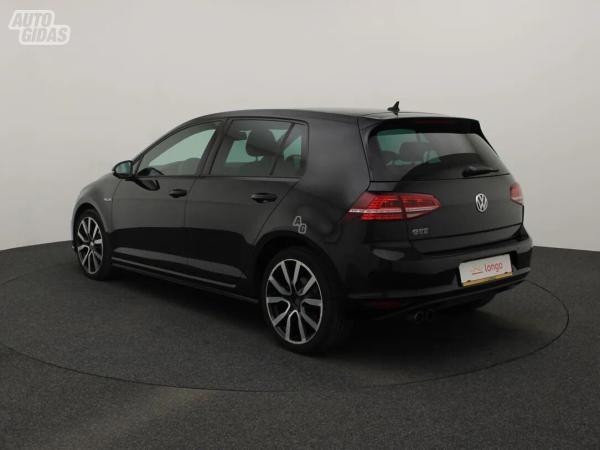 Black Volkswagen Golf 2015 in Vilnius, with an engine capacity of 1.40 L and mileage of 201 thousand km for 10699 €, photo 7 on AUTOMOTO.COM.LV