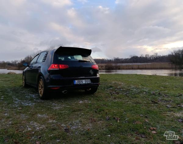 Black Volkswagen Golf 2015 in Mazeikiai, with an engine capacity of 1.40 L and mileage of 212 thousand km for 6850 €, photo 6 on AUTOMOTO.COM.LV