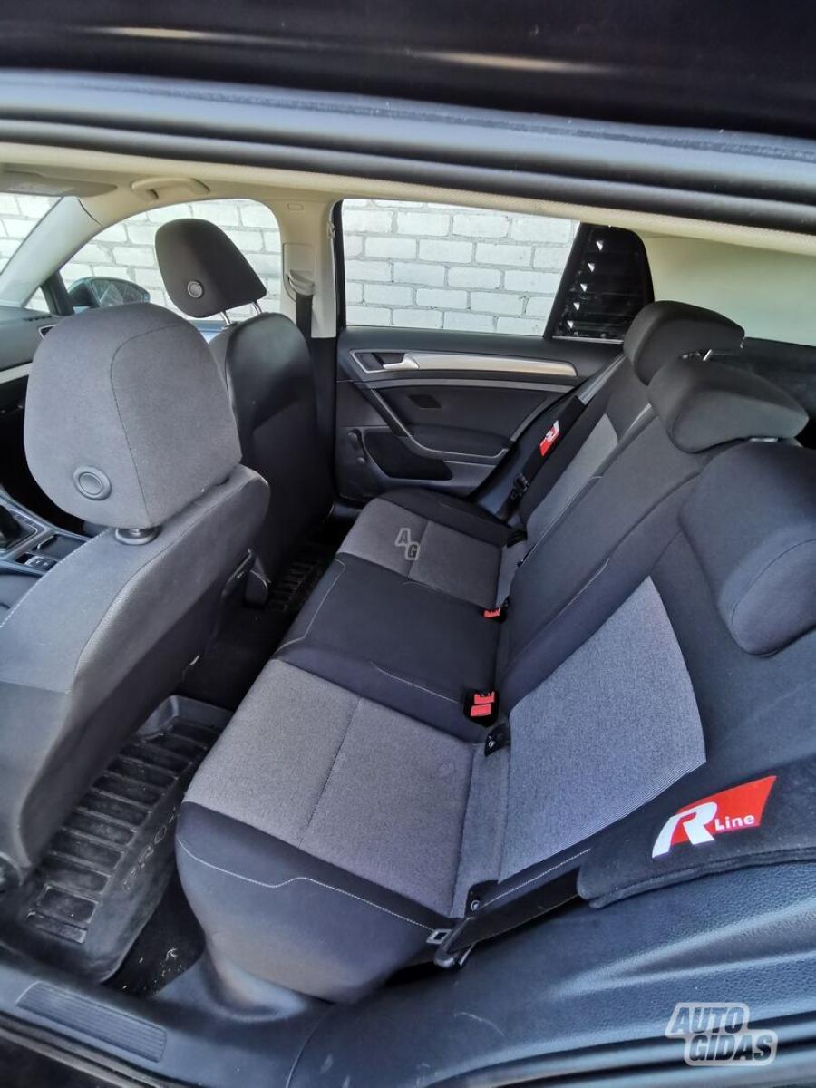 Black Volkswagen Golf 2015 in Mazeikiai, with an engine capacity of 1.40 L and mileage of 212 thousand km for 6850 €, photo 19 on AUTOMOTO.COM.LV