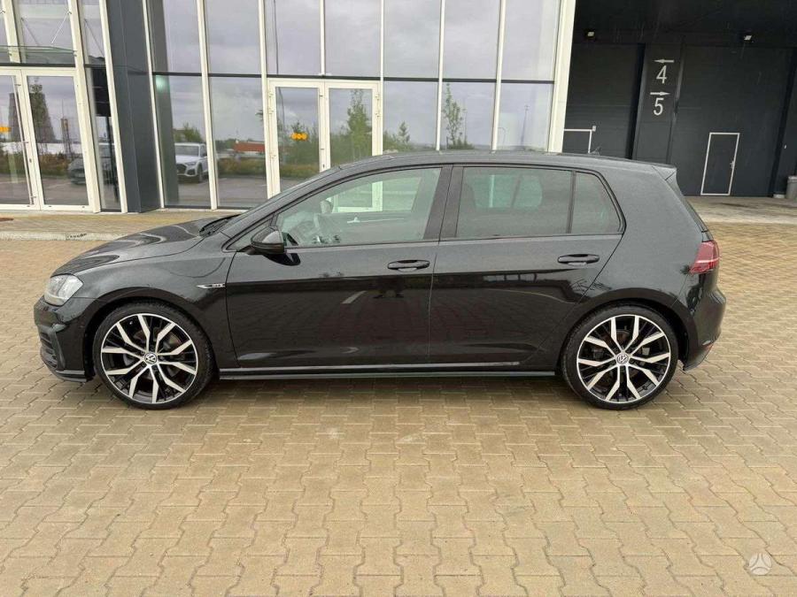 Melns Volkswagen Golf 2015 Viļņa, ar dzinēja tilpumu 1.97 L un nobraukumu 155 tūkst. km par 10900 €, foto 5 vietnē AUTOMOTO.COM.LV