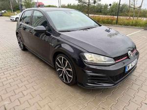 Melns Volkswagen Golf 2015 Viļņa, ar dzinēja tilpumu 1.97 L un nobraukumu 155 tūkst. km par 10900 €, foto 15 vietnē AUTOMOTO.COM.LV
