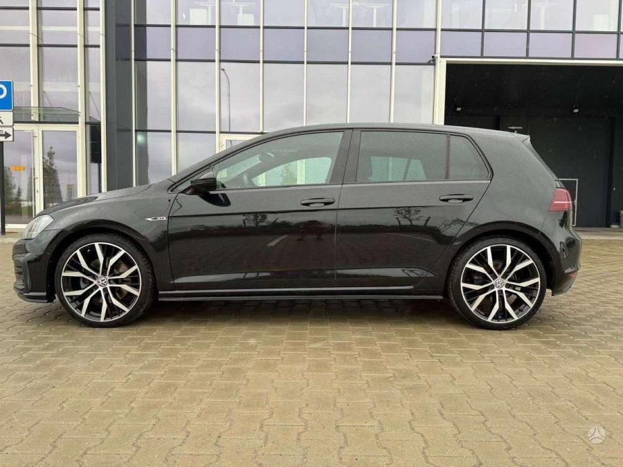 Melns Volkswagen Golf 2015 Viļņa, ar dzinēja tilpumu 1.97 L un nobraukumu 155 tūkst. km par 10900 €, foto 22 vietnē AUTOMOTO.COM.LV