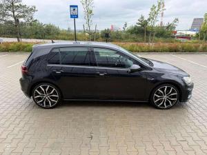 Melns Volkswagen Golf 2015 Viļņa, ar dzinēja tilpumu 1.97 L un nobraukumu 155 tūkst. km par 10900 €, foto 27 vietnē AUTOMOTO.COM.LV