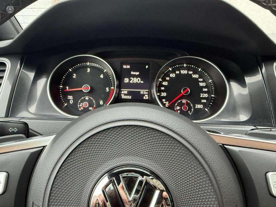 Melns Volkswagen Golf 2015 Viļņa, ar dzinēja tilpumu 1.97 L un nobraukumu 155 tūkst. km par 10900 €, foto 42 vietnē AUTOMOTO.COM.LV