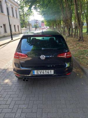 Melns Volkswagen Golf 2015 Jonava, ar dzinēja tilpumu 1.40 L un nobraukumu 300 tūkst. km par 8500 €, foto 6 vietnē AUTOMOTO.COM.LV