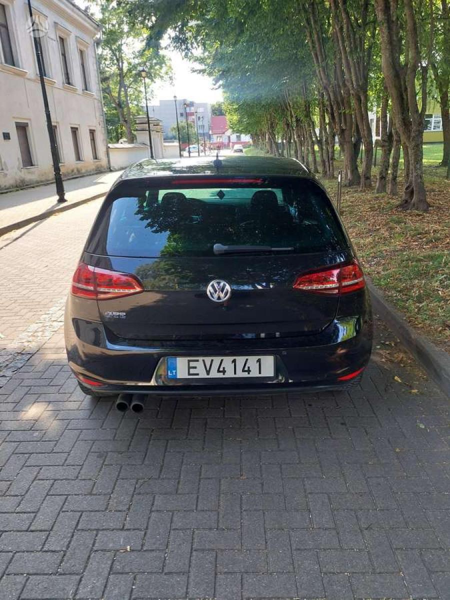 Melns Volkswagen Golf 2015 Jonava, ar dzinēja tilpumu 1.40 L un nobraukumu 300 tūkst. km par 8500 €, foto 6 vietnē AUTOMOTO.COM.LV