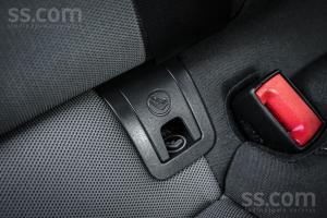 Melns Volkswagen Golf 2015 Rīga, ar dzinēja tilpumu 2.00 L un nobraukumu 119 tūkst. km par 9995 €, foto 15 vietnē AUTOMOTO.COM.LV