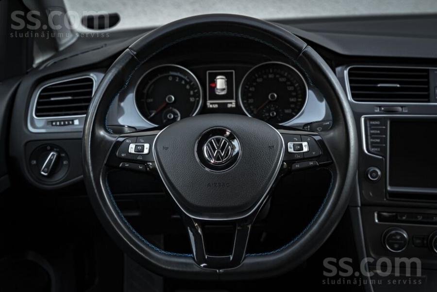 Melns Volkswagen Golf 2015 Rīga, ar dzinēja tilpumu 2.00 L un nobraukumu 119 tūkst. km par 9995 €, foto 18 vietnē AUTOMOTO.COM.LV