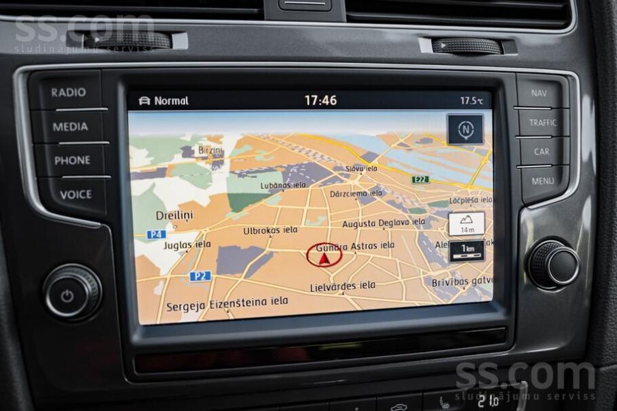 Melns Volkswagen Golf 2015 Rīga, ar dzinēja tilpumu 2.00 L un nobraukumu 119 tūkst. km par 9995 €, foto 26 vietnē AUTOMOTO.COM.LV