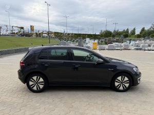 Black Volkswagen Golf 2015 in Kaunas, with an engine capacity of 1.40 L and mileage of 282 thousand km for 9300 €, photo 7 on AUTOMOTO.COM.LV