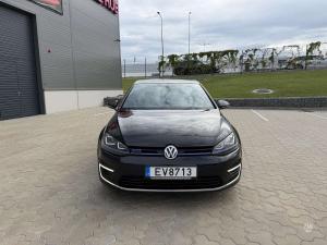 Black Volkswagen Golf 2015 in Kaunas, with an engine capacity of 1.40 L and mileage of 282 thousand km for 9300 €, photo 9 on AUTOMOTO.COM.LV