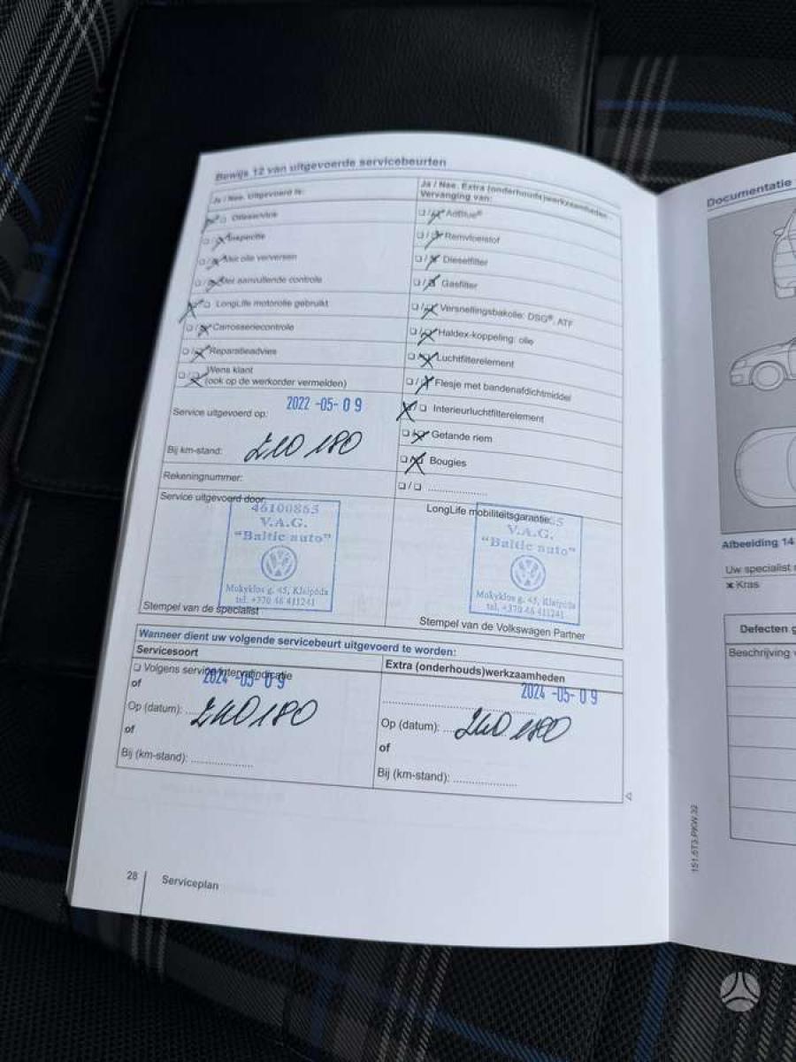 Black Volkswagen Golf 2015 in Kaunas, with an engine capacity of 1.40 L and mileage of 282 thousand km for 9300 €, photo 24 on AUTOMOTO.COM.LV