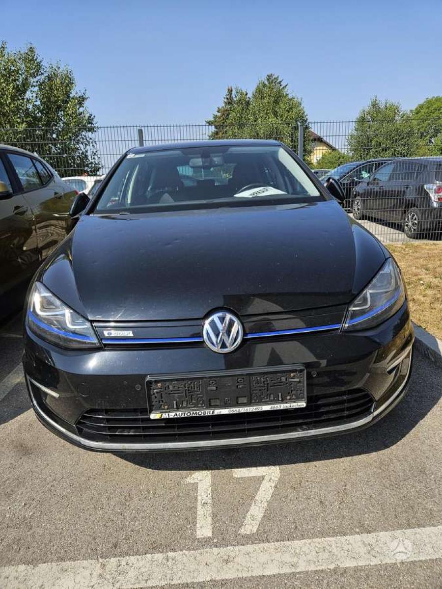 Melns Volkswagen Golf 2015 Anykščiai, ar dzinēja tilpumu 0.00 L un nobraukumu 112 tūkst. km par 7700 €, foto 6 vietnē AUTOMOTO.COM.LV