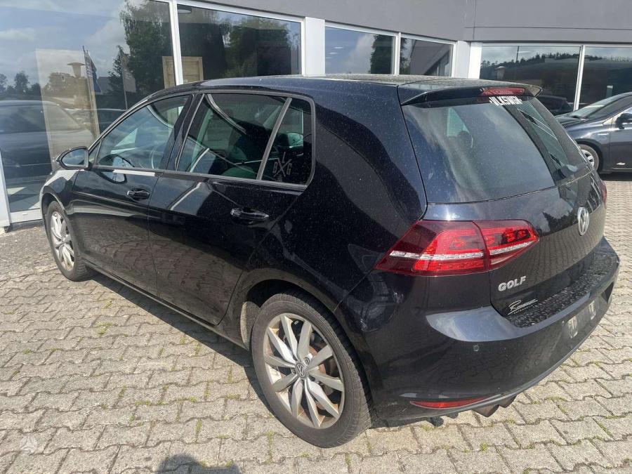 Melns Volkswagen Golf 2015 Marijampole, ar dzinēja tilpumu 1.40 L un nobraukumu 270 tūkst. km par 7600 €, foto 3 vietnē AUTOMOTO.COM.LV
