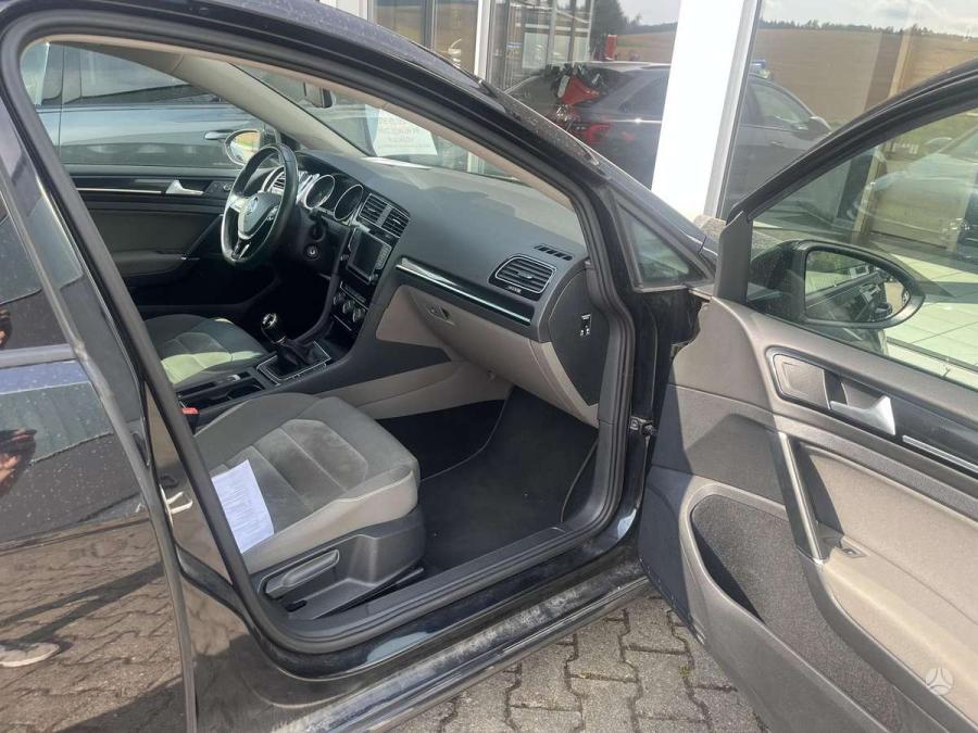Melns Volkswagen Golf 2015 Marijampole, ar dzinēja tilpumu 1.40 L un nobraukumu 270 tūkst. km par 7600 €, foto 7 vietnē AUTOMOTO.COM.LV
