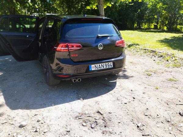 Melns Volkswagen Golf 2015 Plungė, ar dzinēja tilpumu 1.97 L un nobraukumu 277 tūkst. km par 8700 €, foto 6 vietnē AUTOMOTO.COM.LV