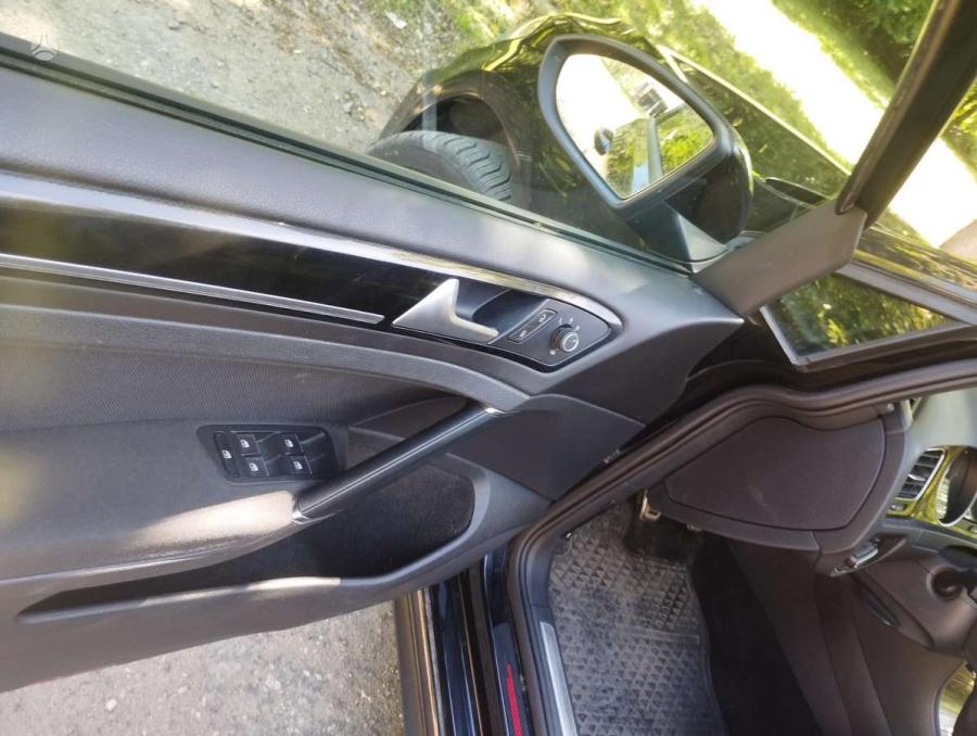 Melns Volkswagen Golf 2015 Plungė, ar dzinēja tilpumu 1.97 L un nobraukumu 277 tūkst. km par 8700 €, foto 14 vietnē AUTOMOTO.COM.LV