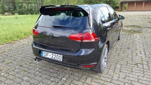 Black Volkswagen Golf 2015 in Riga, with an engine capacity of 1.60 L and mileage of 290 thousand km for 8950 €, photo 8 on AUTOMOTO.COM.LV