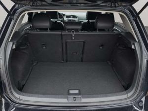 Black Volkswagen Golf 2015 in Klaipeda, with an engine capacity of 2.00 L and mileage of 203 thousand km for 14999 €, photo 12 on AUTOMOTO.COM.LV