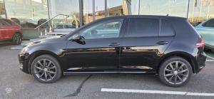 Black Volkswagen Golf 2016 in Vilnius, with an engine capacity of 1.60 L and mileage of 111 thousand km for 12980 €, photo 6 on AUTOMOTO.COM.LV