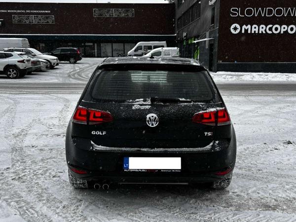 Black Volkswagen Golf 2016 in Vilnius, with an engine capacity of 1.80 L and mileage of 155 thousand km for 6990 €, photo 5 on AUTOMOTO.COM.LV