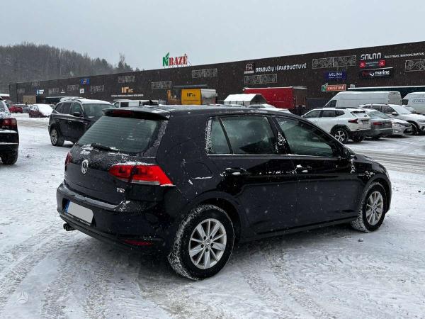 Black Volkswagen Golf 2016 in Vilnius, with an engine capacity of 1.80 L and mileage of 155 thousand km for 6990 €, photo 6 on AUTOMOTO.COM.LV