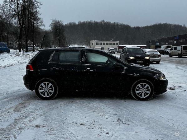 Black Volkswagen Golf 2016 in Vilnius, with an engine capacity of 1.80 L and mileage of 155 thousand km for 6990 €, photo 7 on AUTOMOTO.COM.LV