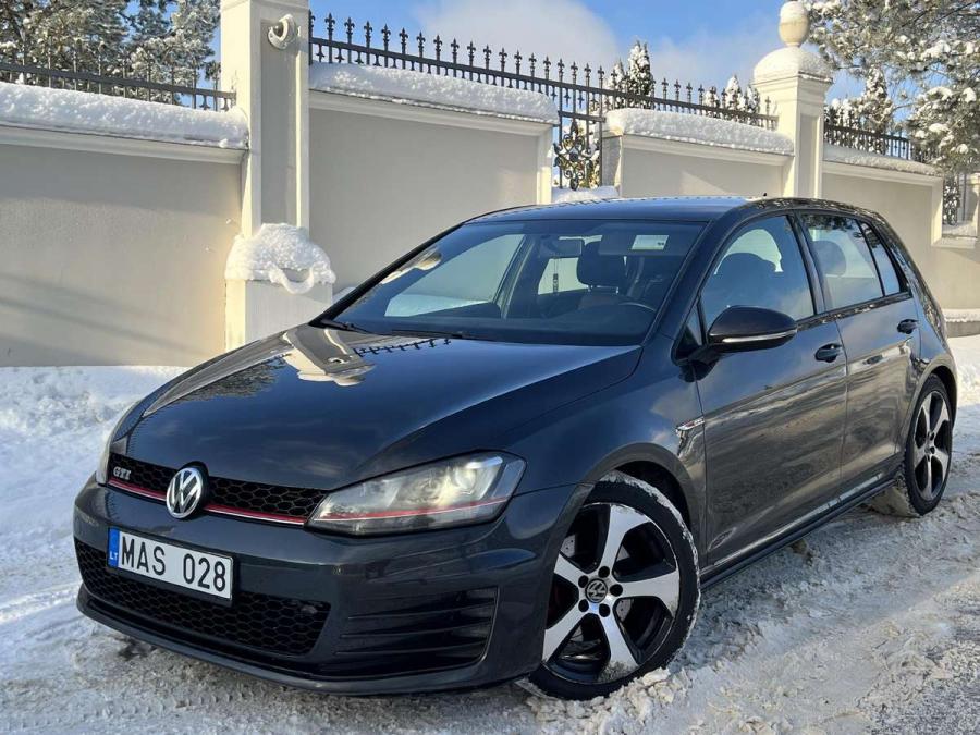 Black Volkswagen Golf 2016 in Vilnius, with an engine capacity of 1.98 L and mileage of 159 thousand km for 9500 €, photo 9 on AUTOMOTO.COM.LV