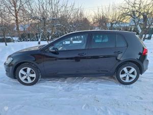 Black Volkswagen Golf 2016 in Alytus, with an engine capacity of 1.60 L and mileage of 283 thousand km for 6199 €, photo 2 on AUTOMOTO.COM.LV