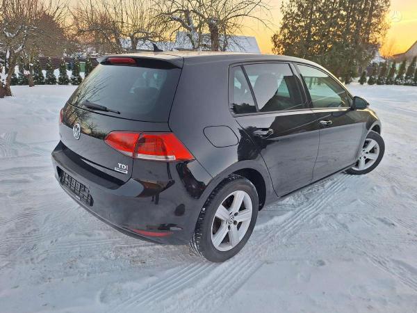 Melns Volkswagen Golf 2016 Alīta, ar dzinēja tilpumu 1.60 L un nobraukumu 283 tūkst. km par 6199 €, foto 8 vietnē AUTOMOTO.COM.LV