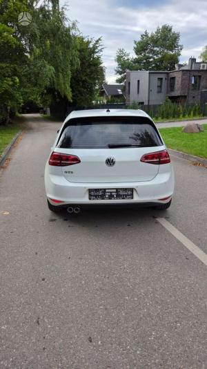 Melns Volkswagen Golf 2016 Kauņa, ar dzinēja tilpumu 2.00 L un nobraukumu 243 tūkst. km par 12499 €, foto 6 vietnē AUTOMOTO.COM.LV