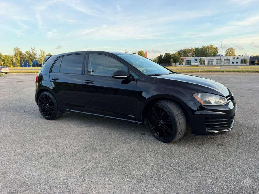 Melns Volkswagen Golf 2016 Kauņa, ar dzinēja tilpumu 1.80 L un nobraukumu 163 tūkst. km par 7099 €, foto 3 vietnē AUTOMOTO.COM.LV