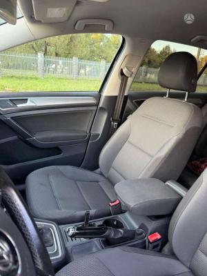 Melns Volkswagen Golf 2016 Kauņa, ar dzinēja tilpumu 1.80 L un nobraukumu 163 tūkst. km par 7099 €, foto 21 vietnē AUTOMOTO.COM.LV