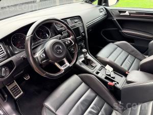 Black Volkswagen Golf 2016 in Ogre, with an engine capacity of 2.00 L and mileage of 243 thousand km for 12490 €, photo 16 on AUTOMOTO.COM.LV