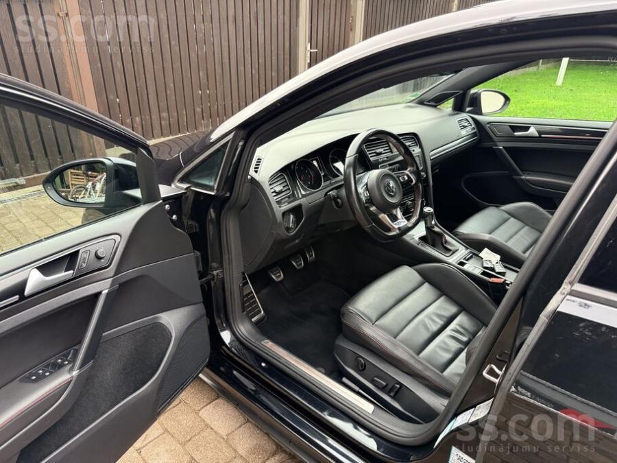 Black Volkswagen Golf 2016 in Ogre, with an engine capacity of 2.00 L and mileage of 243 thousand km for 12490 €, photo 18 on AUTOMOTO.COM.LV