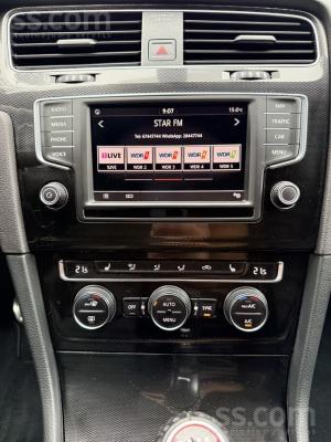 Black Volkswagen Golf 2016 in Ogre, with an engine capacity of 2.00 L and mileage of 243 thousand km for 12490 €, photo 23 on AUTOMOTO.COM.LV
