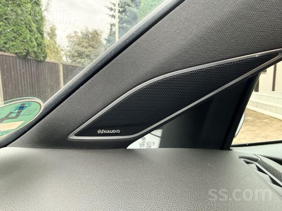 Black Volkswagen Golf 2016 in Ogre, with an engine capacity of 2.00 L and mileage of 243 thousand km for 12490 €, photo 25 on AUTOMOTO.COM.LV