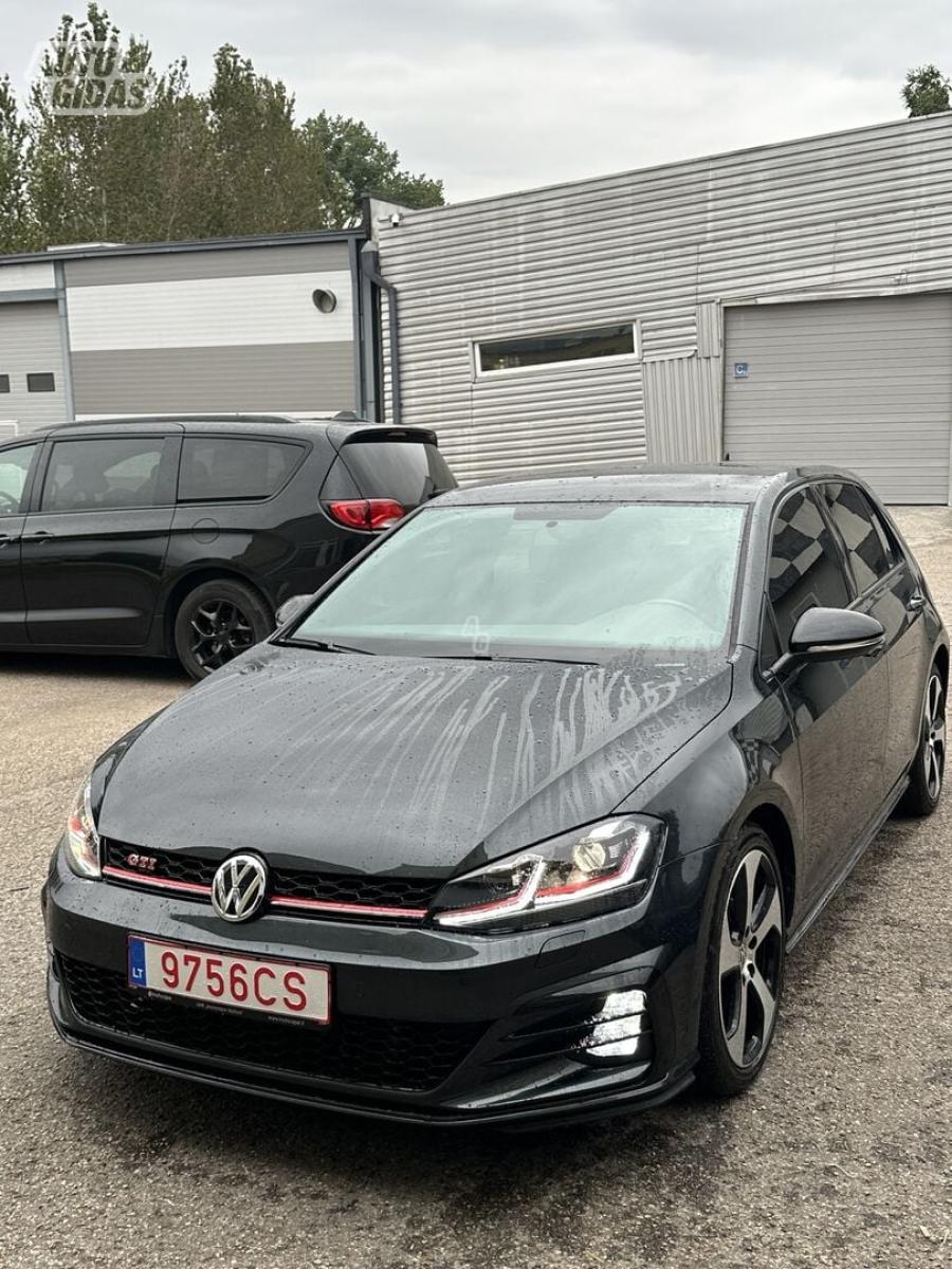 Melns Volkswagen Golf 2017 Kauņa, ar dzinēja tilpumu 2.00 L un nobraukumu 229 tūkst. km par 13000 €, foto 1 vietnē AUTOMOTO.COM.LV