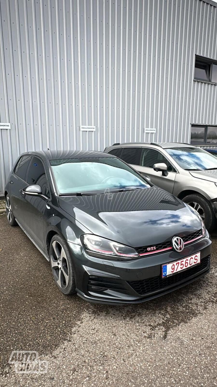 Melns Volkswagen Golf 2017 Kauņa, ar dzinēja tilpumu 2.00 L un nobraukumu 229 tūkst. km par 13000 €, foto 4 vietnē AUTOMOTO.COM.LV