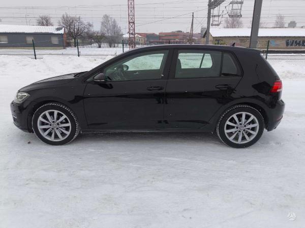 Melns Volkswagen Golf 2017 Šauļi, ar dzinēja tilpumu 2.00 L un nobraukumu 191 tūkst. km par 11900 €, foto 8 vietnē AUTOMOTO.COM.LV