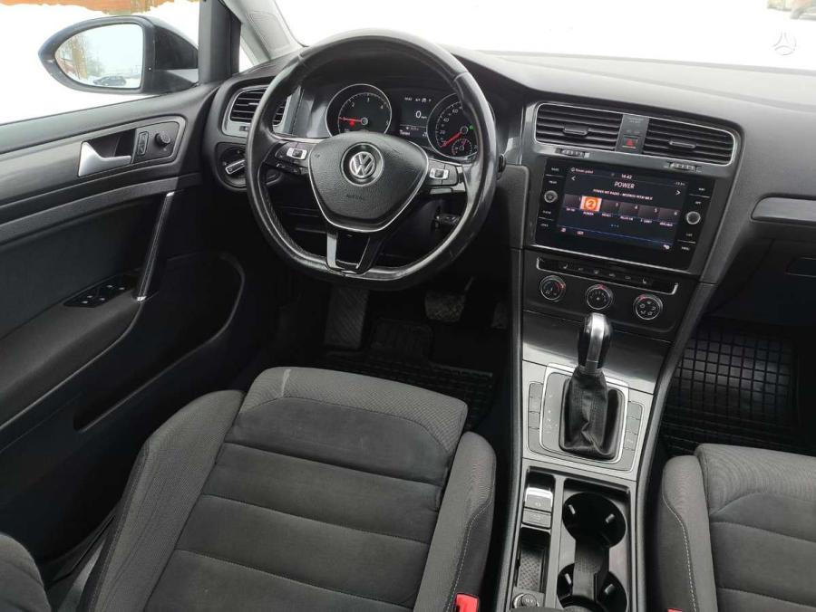 Melns Volkswagen Golf 2017 Šauļi, ar dzinēja tilpumu 2.00 L un nobraukumu 191 tūkst. km par 11900 €, foto 10 vietnē AUTOMOTO.COM.LV