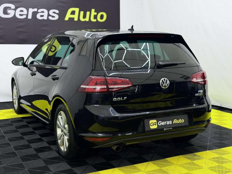 Melns Volkswagen Golf 2017 Viļņa, ar dzinēja tilpumu 1.00 L un nobraukumu 244 tūkst. km par 7999 €, foto 6 vietnē AUTOMOTO.COM.LV