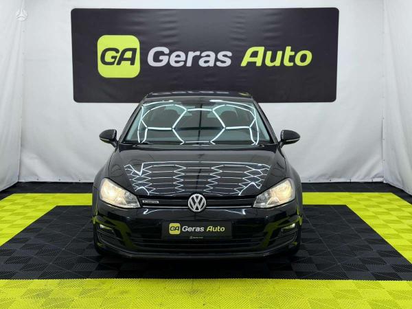 Black Volkswagen Golf 2017 in Vilnius, with an engine capacity of 1.00 L and mileage of 244 thousand km for 7999 €, photo 7 on AUTOMOTO.COM.LV